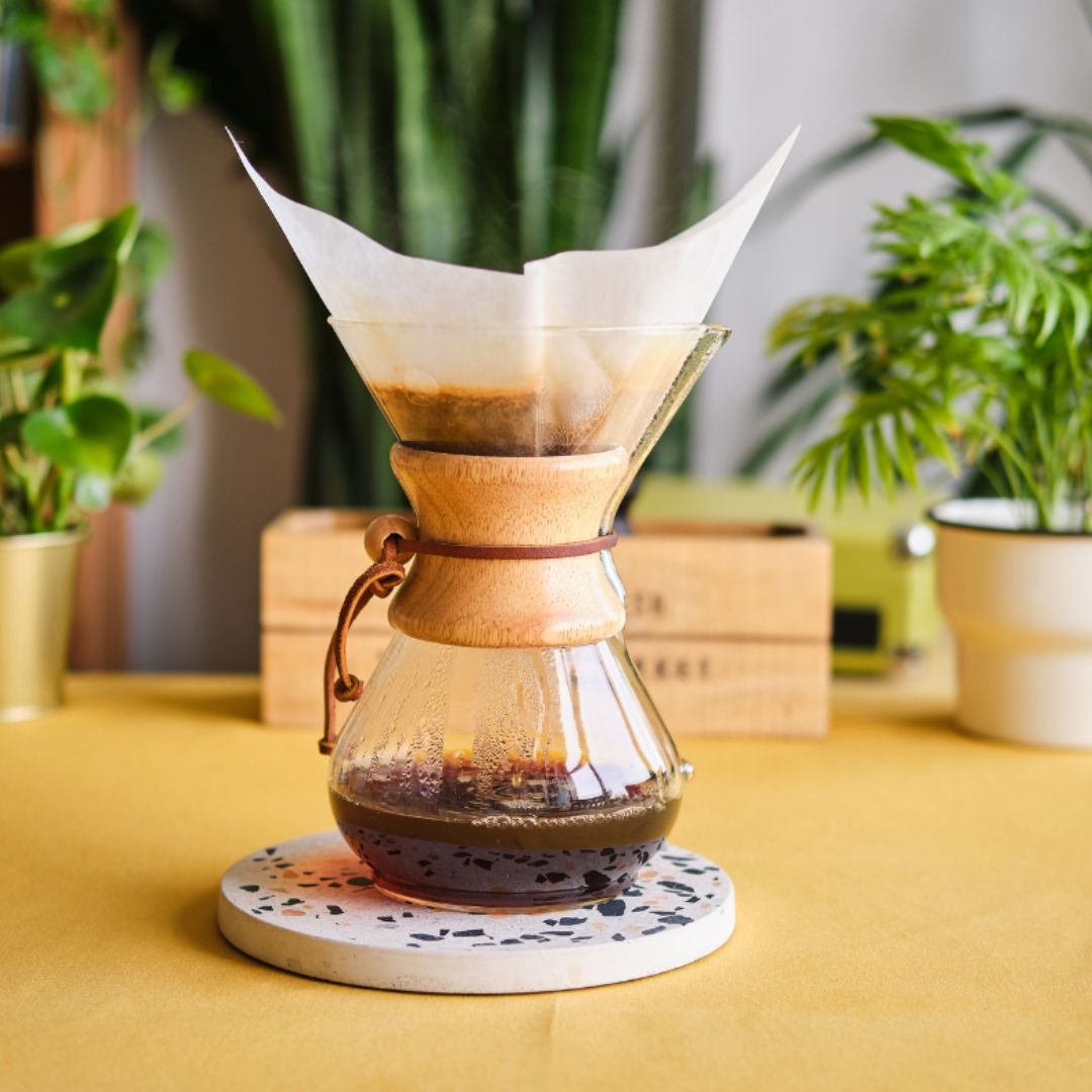 Brew Guides: How To Brew With A Chemex – Everyday People Coffee & Tea